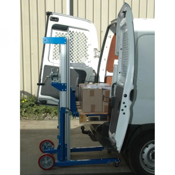 Mini gerbeur haute levée | Gerbeurs élévateur léger | Axess Industries