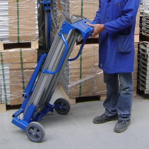 Mini gerbeur haute levée | Gerbeurs élévateur léger | Axess Industries