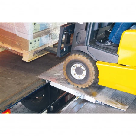 Pont de chargement alu amovible grande dimension | Pont de chargement ...