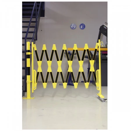 Barrière extensible à fixation murale avec roues | Protection des ...