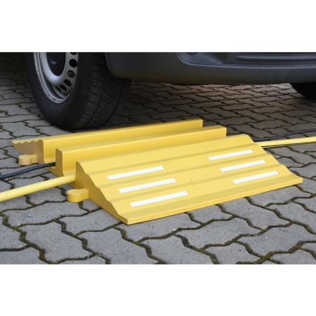 Gaine de protection pour câbles et tuyaux emboîtable | Protège câble et ...